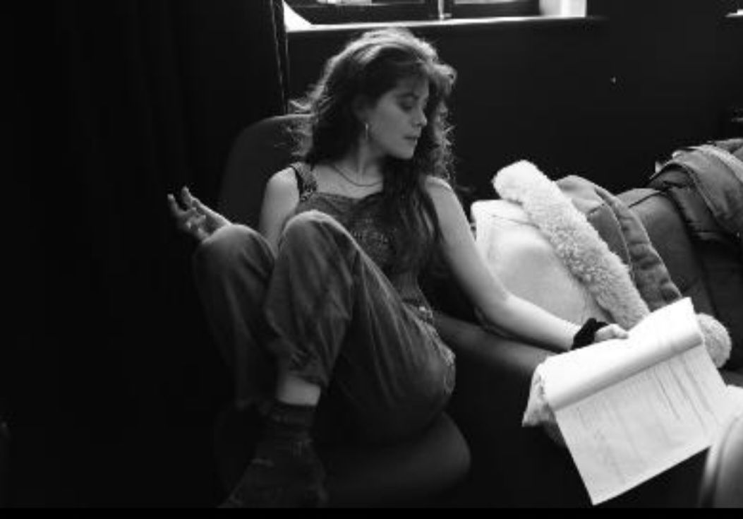 Interview with Sarah Tara Ray. – Theatre, Art and Film Reviews