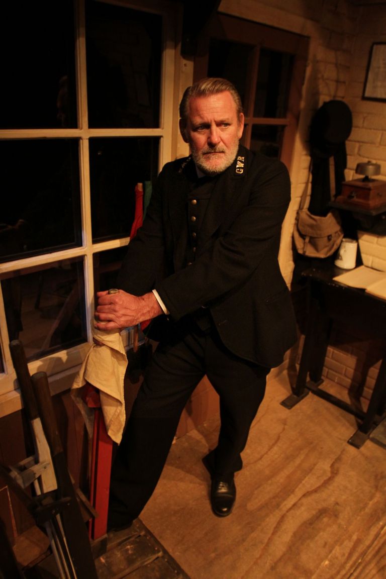 The Signalman-Salisbury Playhouse. – Theatre, Art and Film Reviews