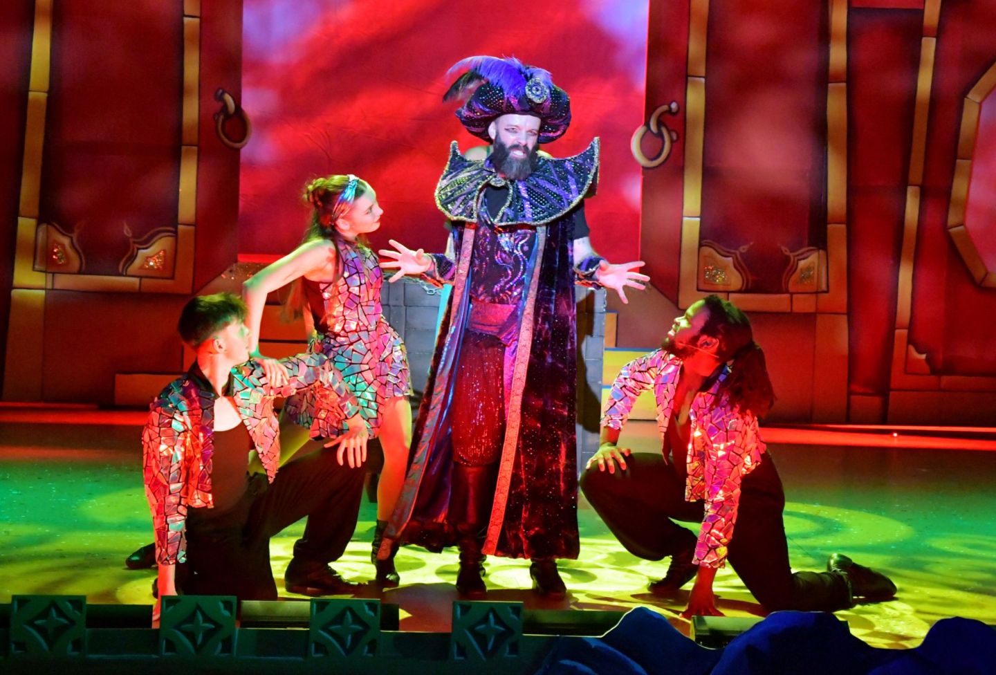 Aladdin-The Anvil, Basingstoke. – Theatre, Art and Film Reviews